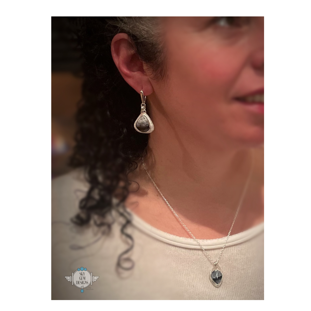 SNOW SCAPES NIGHT SKY PENDANT NECKLACE #2 – Sky Gem Designs